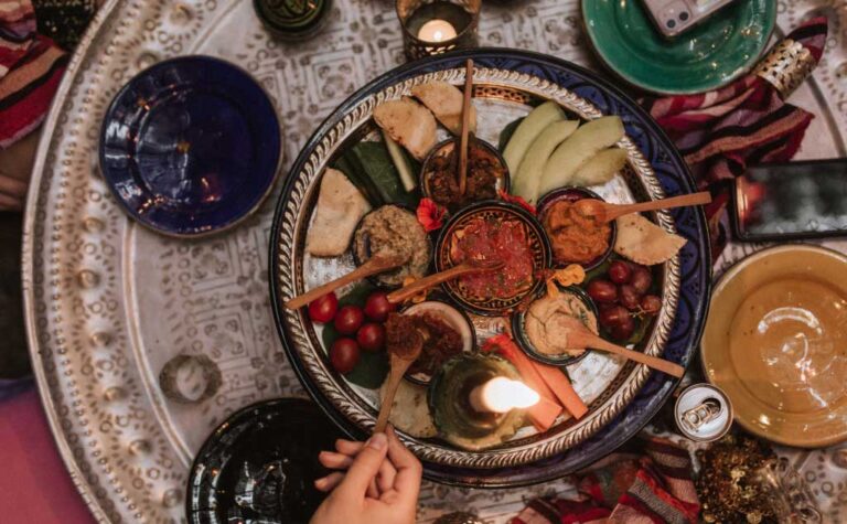 Fun Dinner at Home Date Night Ideas For Couples - Amora V